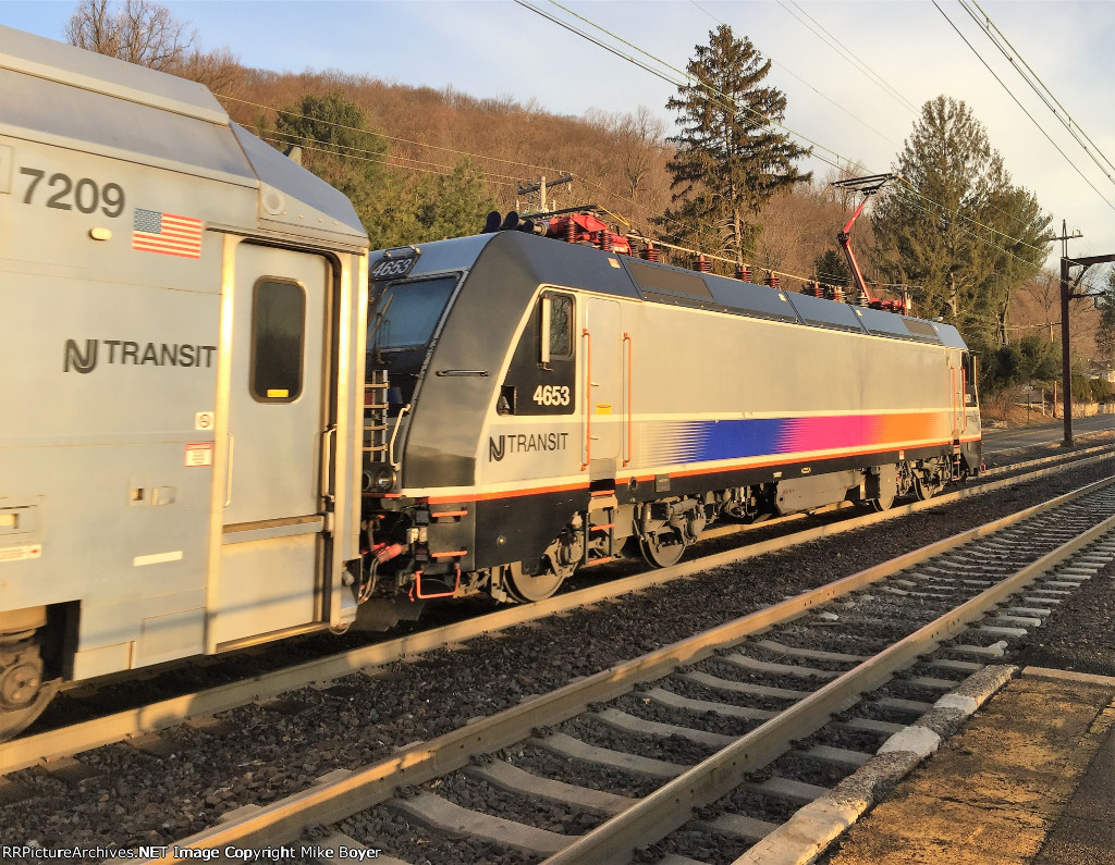 NJT 4653